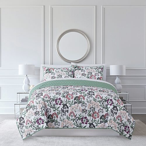 Click here for Home Expressions Avery Floral Quilt Set  One Size... prices