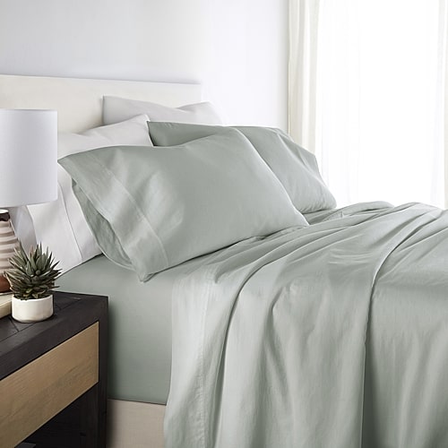 Click here for Soft Essentials 300-Thread-Count Cotton Solid Shee... prices