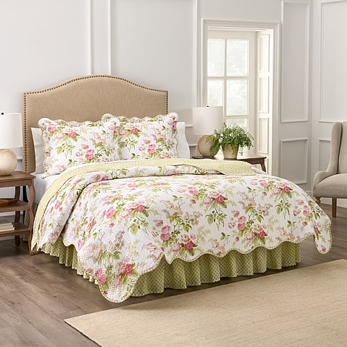 Click here for Waverly Emmas Garden Cotton 4-Pc. Quilt Set  Queen... prices