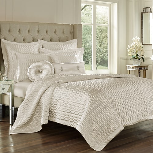Click here for J Queen New York Satinique Quilted Quilt  Full/Que... prices