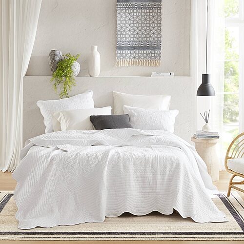 Click here for Madison Park Tuscany 3-Pc. Quilt Set  King/Califor... prices