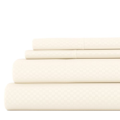 Click here for ienjoy Home Expressed In Embossed Checkered 4-Pc.... prices