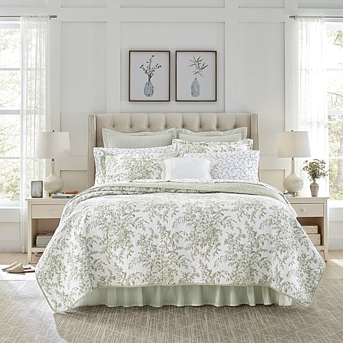 Click here for Laura Ashley(R) Bedford Reversible Cotton 3pc. Qui... prices