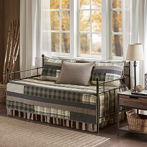 Click here for Woolrich Winter Plains Quilt Sets prices