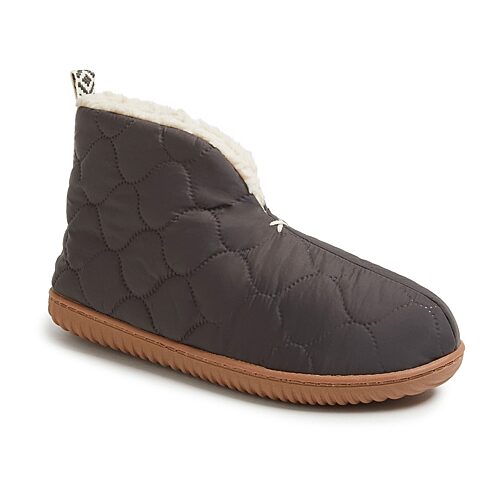 Click here for Dearfoams Warm Up Womens Memory Foam Bootie Slippe... prices