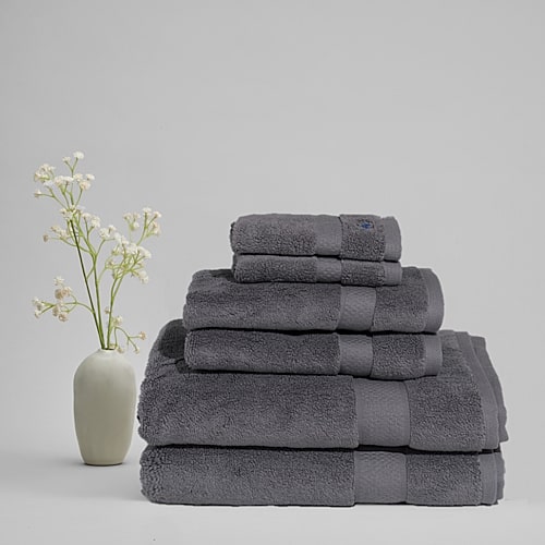 Click here for Royal Velvet Signature Solid Cotton 6-Pc. Towel Se... prices