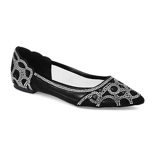 Click here for Journee Collection Batavia Womens Pointed Closed T... prices