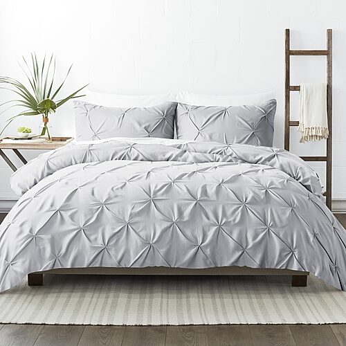 Click here for ienjoy Home Ultra Soft 3-Pc. Pinch Pleat Duvet Cov... prices