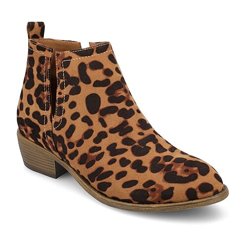 Click here for Journee Collection Womens Rimi Block Heel Booties... prices
