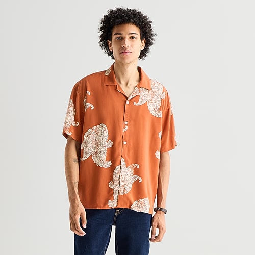 Click here for Arizona Mens Short Sleeve Relaxed Fit Button-Down... prices