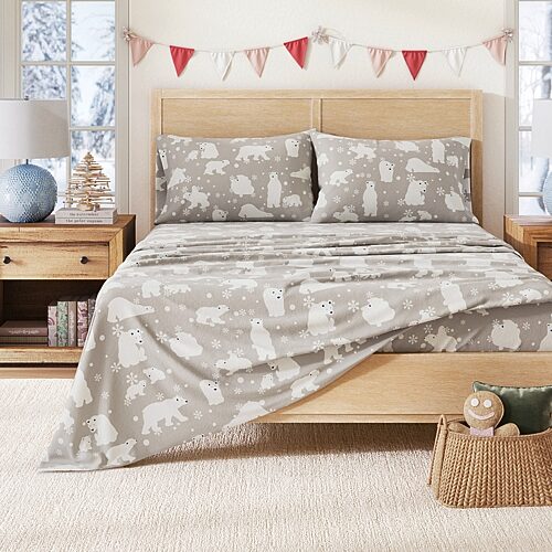 Click here for Linery Cotton Holiday Print Flannel Wrinkle Resist... prices