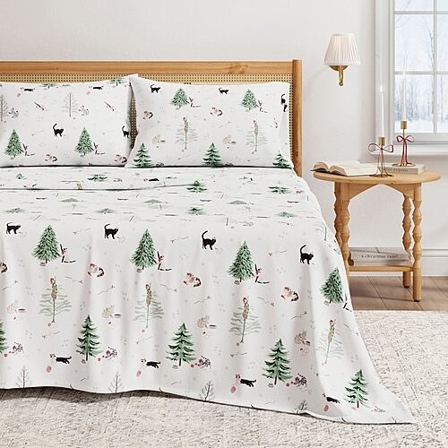 Click here for Linery Cotton Holiday Print Flannel Wrinkle Resist... prices