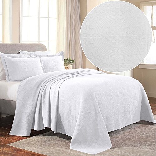 Click here for Superior 100 Cotton Fleur De Lis Medallion All-Sea... prices