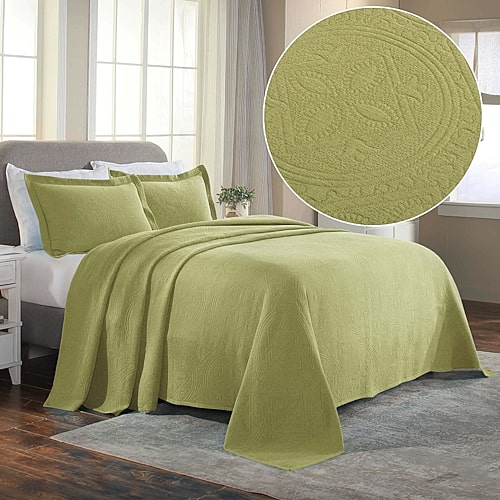 Click here for SUPERIOR Celtic Circle Textured Woven Jacquard Bed... prices