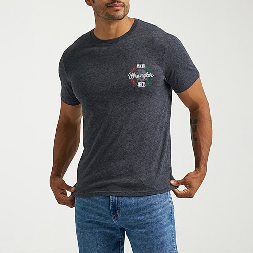 Click here for Lee Mens Crew Neck Short Sleeve T-Shirt  Large  Bl... prices