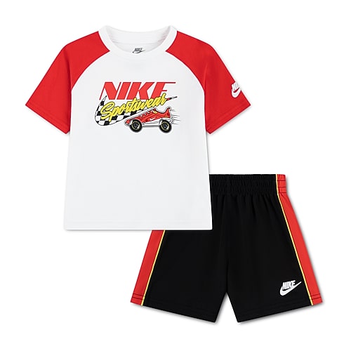Click here for Nike Toddler Boys 2-pc. Short Set  3t  Black prices