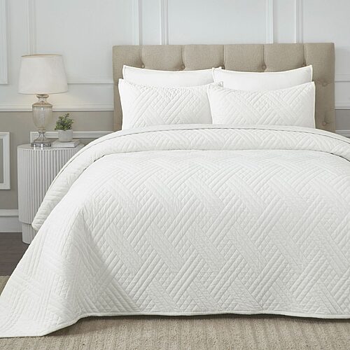 Click here for SUPERIOR Karina Cotton Velvet Geometric Glam Quilt... prices