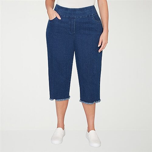 Click here for Alfred Dunner Classics Womens Plus Mid Rise Stretc... prices