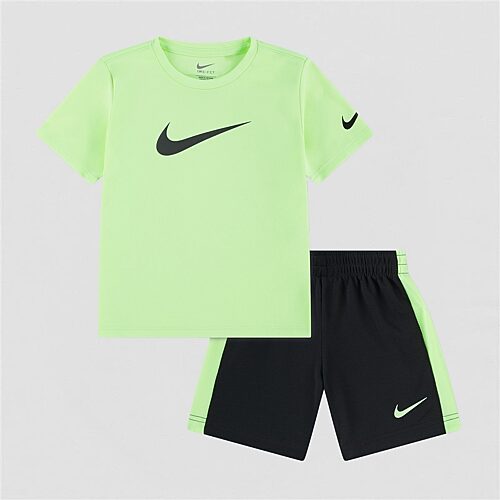 Click here for Nike Toddler Boys 2-pc. Short Set  4t  Gray prices