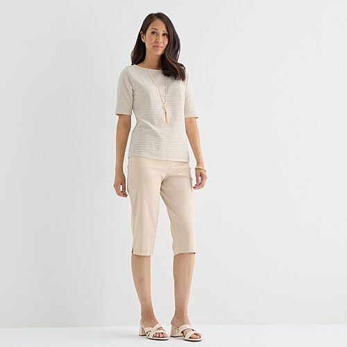 Click here for Liz Claiborne Lisa Womens Straight Capri Pant  4... prices