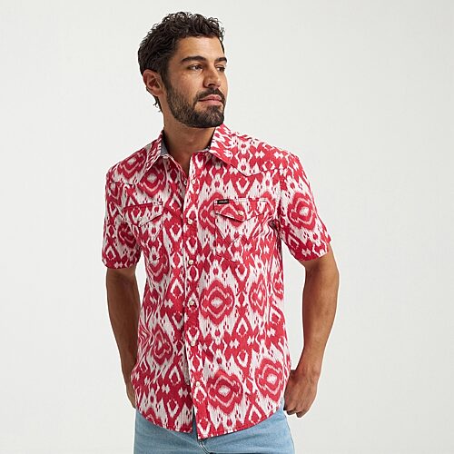 Click here for Lee Mens Short Sleeve Regular Fit Button-Down Shir... prices