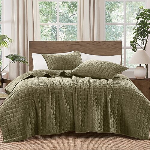 Click here for Brooklyn Loom Matte Cotton Velvet Wavy Square 3pc.... prices