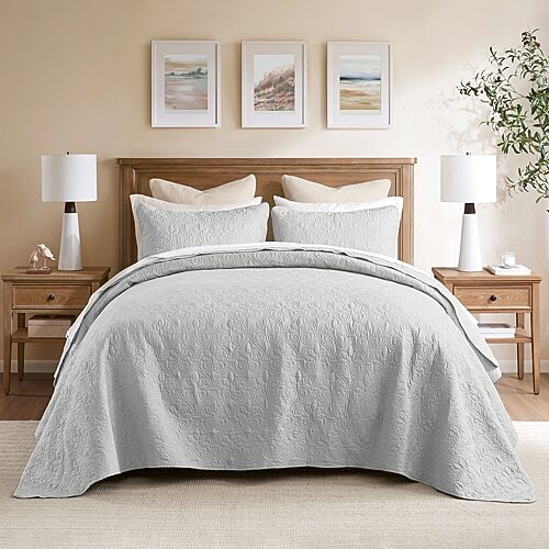 Click here for Madison Park Quebec Quilted 3-Pc. Bedspread Set  K... prices