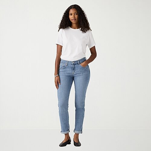 Click here for Levis Womens Mid Rise Relaxed Fit Tapered Leg Boyf... prices