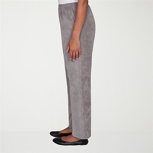 Click here for Alfred Dunner Womens Straight Mid Rise Pull-On Pan... prices