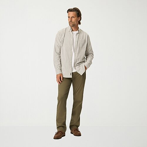 Click here for Dockers Ultra Soft Sueded Mens Regular Fit Flat Fr... prices