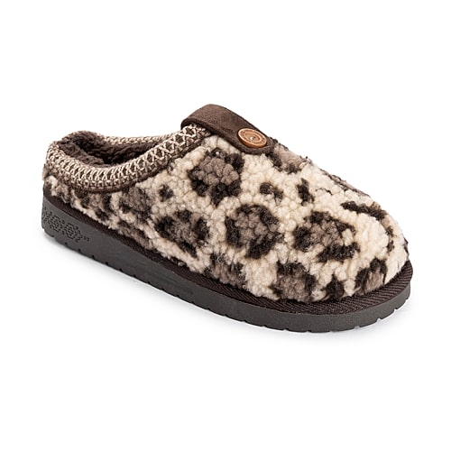 Click here for Muk Luks WomenS Ml Footwear Womens Round Closed To... prices
