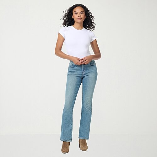 Click here for Gloria Vanderbilt Amanda Womens High Rise Bootcut... prices