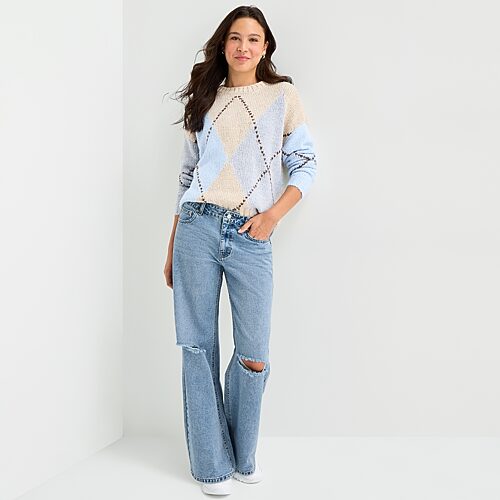 Click here for Forever 21 Womens Juniors Mid Rise Loose Fit Jean... prices
