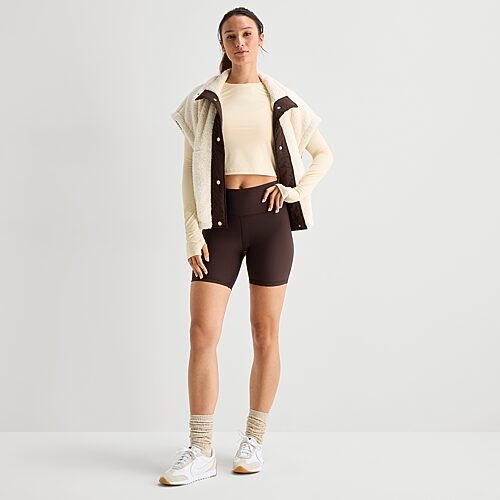 Click here for Xersion EverContour+ Womens 6 High Rise Quick Dry... prices
