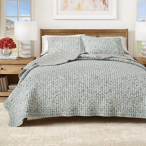 Click here for Linery Blue Border Floral Reversible Quilt Set  On... prices