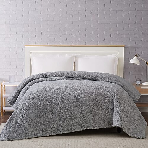 Click here for Brooklyn Loom Marshmallow Sherpa Blanket  Full/Que... prices