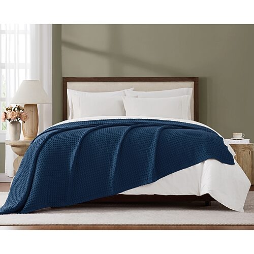 Click here for Brooklyn Loom Cotton Waffle Blanket  One Size  Blu... prices