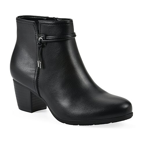 Click here for CLIFFS BY WHITE MOUNTAIN Womens Fall 2026 Block He... prices