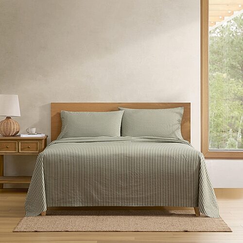 Click here for Eddie Bauer Alpha Stripe Sheet Set  One Size  Gree... prices