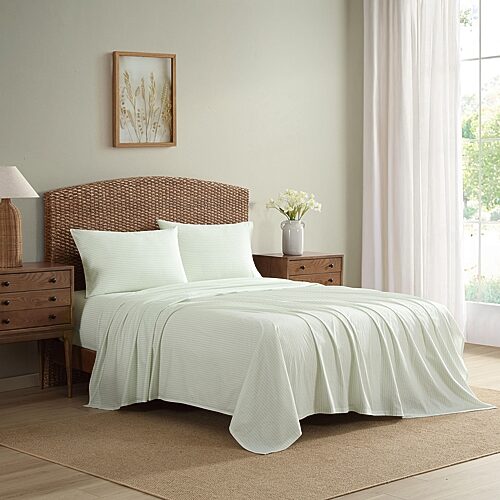 Click here for Laura Ashley Cotton Percale 4-Pc. Sheet Set  Full... prices