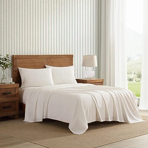 Click here for Laura Ashley(R) Chelsie Vine Sheet Set prices