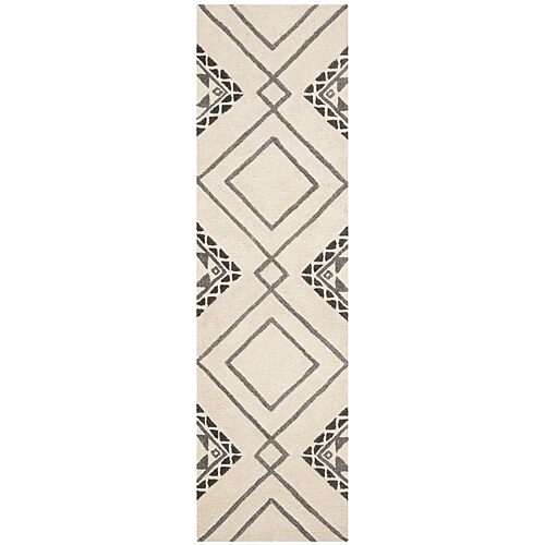 Safavieh Casablanca Collection Dani Geometric Runner Rug  One Size  Multiple Colors